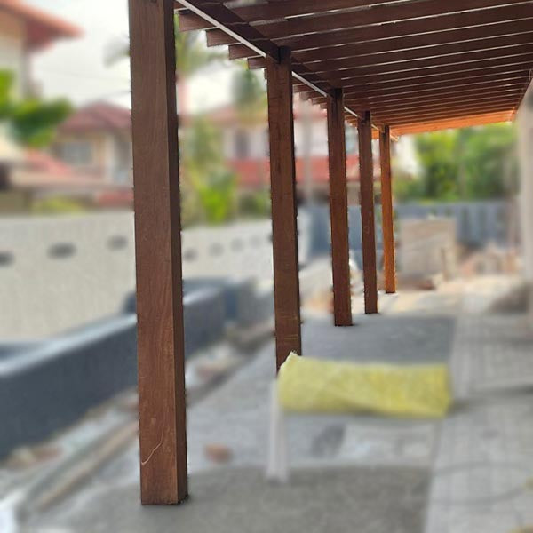 Yellow Balau Column Gallery – Kamwo Timber